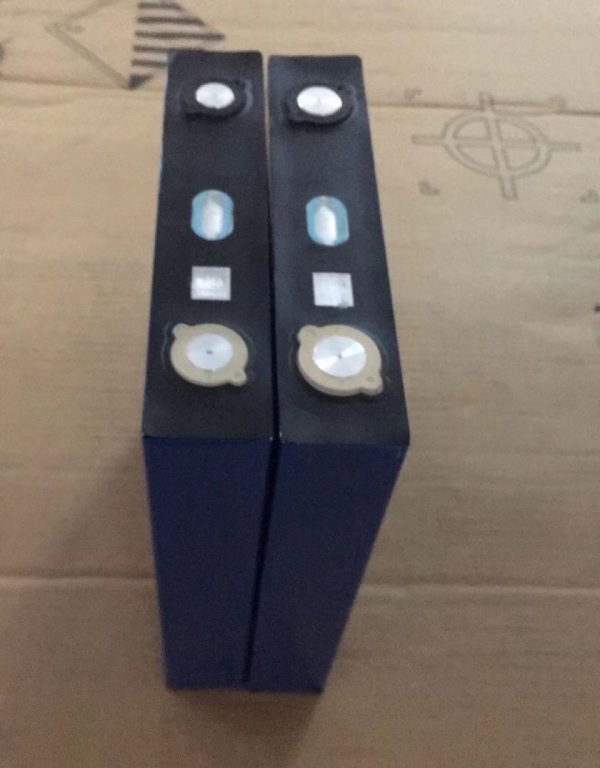 CALB 3.2V 163Ah Lithium-ion Battery Cell - EnergyBank